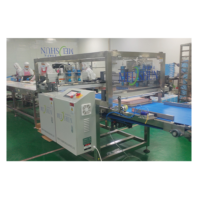 ultrasonic inline cake cutting machine cut sheet cake into squares